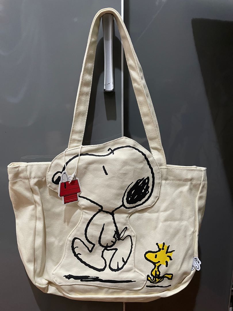 Peanuts Snoopy Tote Bag, Women's Fashion, Bags & Wallets, Tote Bags on ...