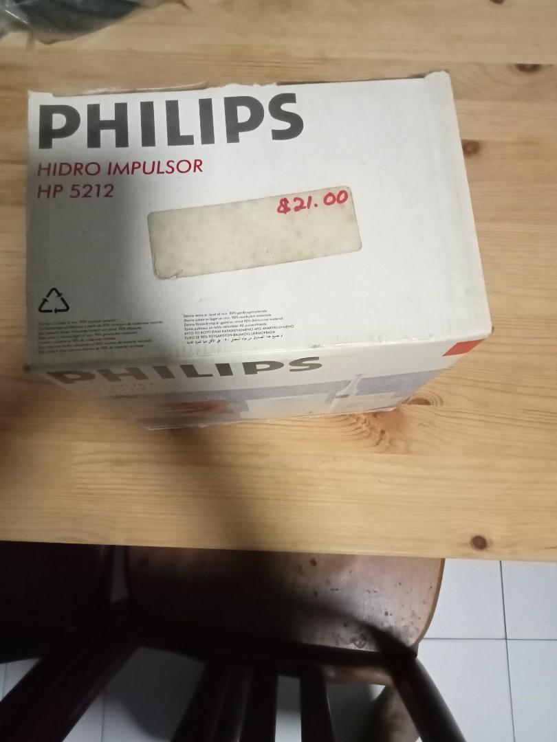 Phillips water jet flosser, Beauty & Personal Care, Oral Care on Carousell