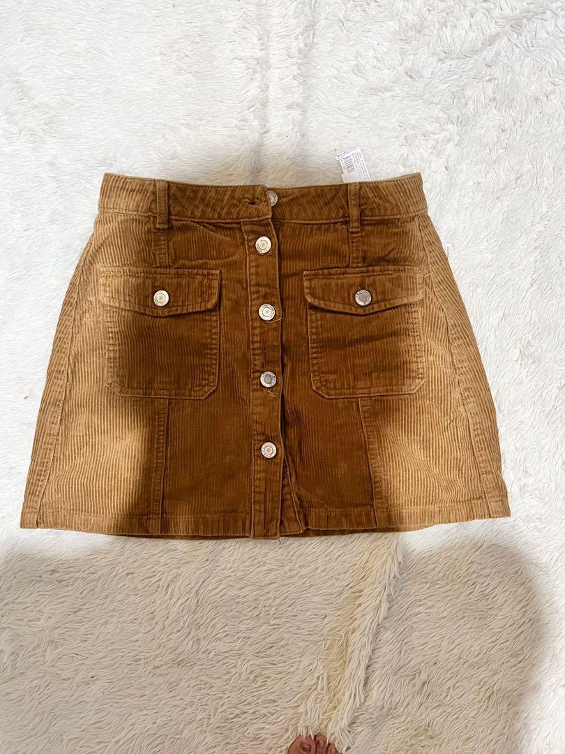 Stradivarius Rust colored mini skirt, Women's Fashion, Bottoms, Skirts ...