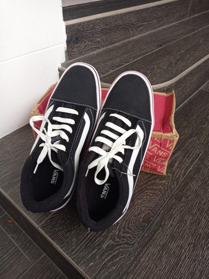 VANZ, Men's Fashion, Footwear, Sneakers on Carousell