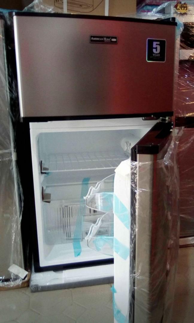 3.5cu.ft. Personal Mini Bar Refrigerator 2-Door 90Litres Cap., TV ...