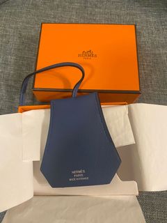 Hermes 2016年中秋節VIP禮物 (超級限量珍藏版), 名牌, 飾物及配件 - Carousell
