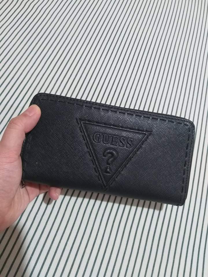 Authentic Guess Long Wallet, Luxury, Bags & Wallets on Carousell