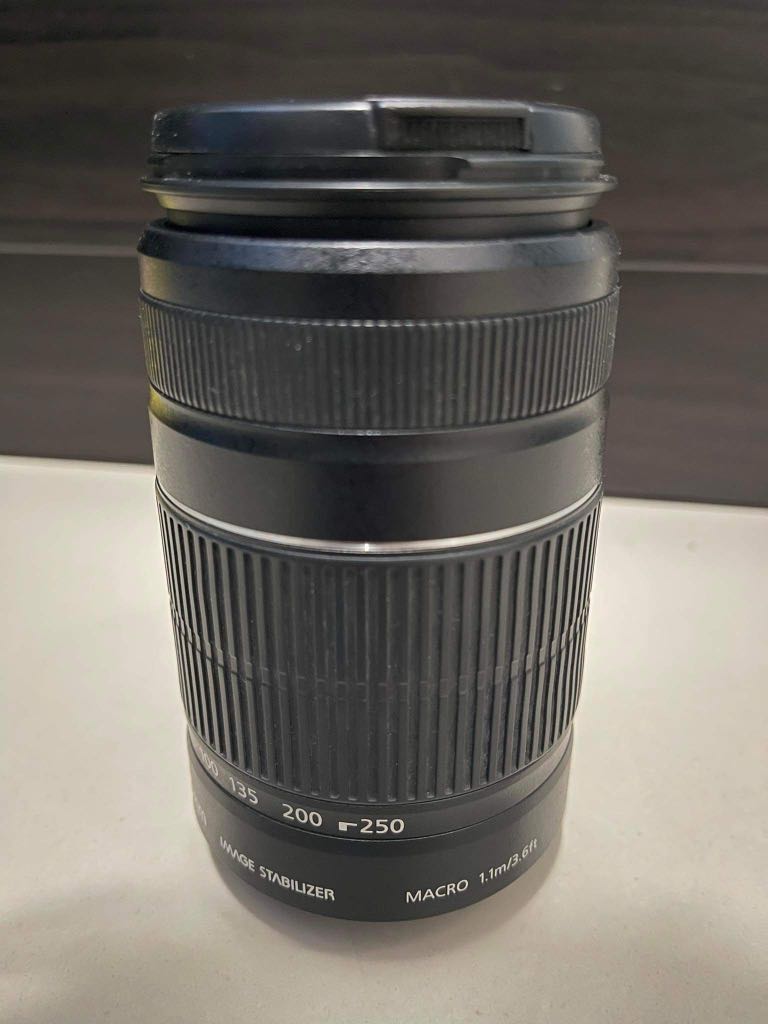 Canon zoom lens 55-250mm, Photography, Lens & Kits on Carousell