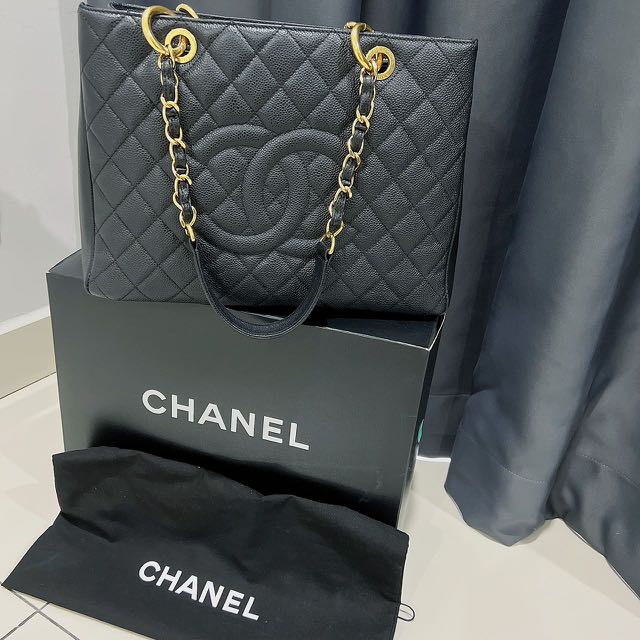 Chanel GST Like New !!, Women's Fashion, Bags & Wallets, Shoulder Bags ...