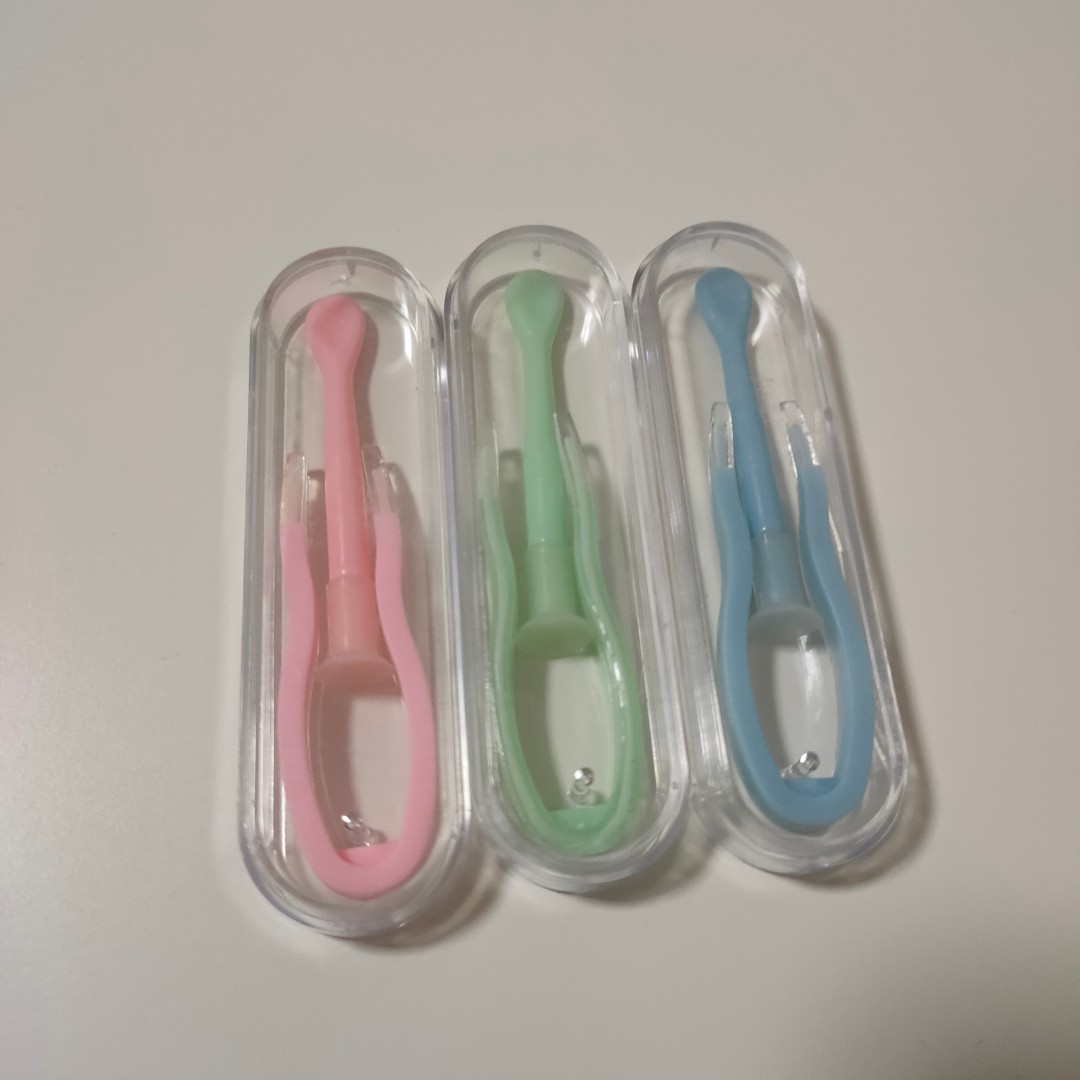 Contact Lens Clipper, Beauty & Personal Care, Vision Care on Carousell