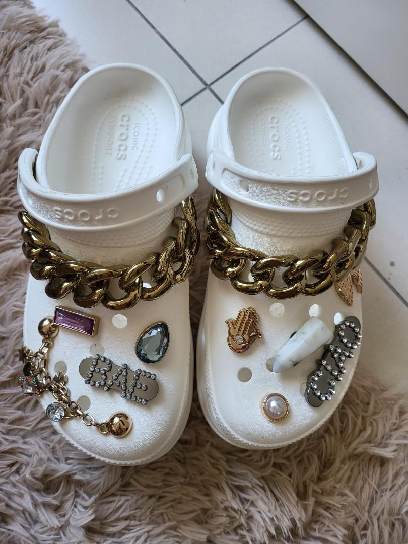 Crocs Bae Clogs with Chain with Jibbitz s7, Women's Fashion, Footwear, Slippers and slides on ...