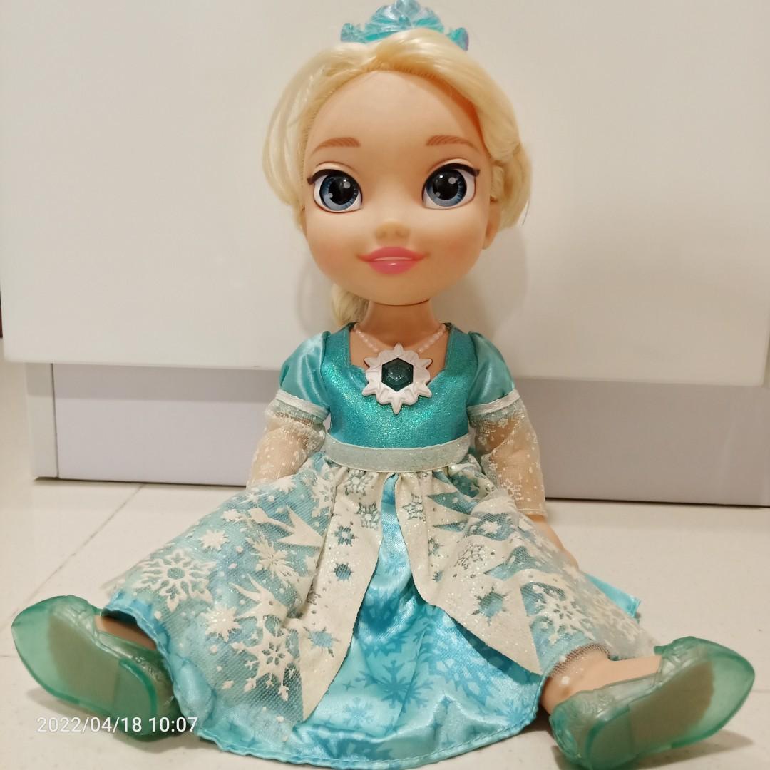 Elsa Musical Lighting Doll, Hobbies & Toys, Toys & Games on Carousell