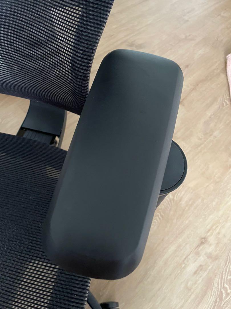 ErgoTune Supreme Office Chair V2, Furniture & Home Living, Furniture ...