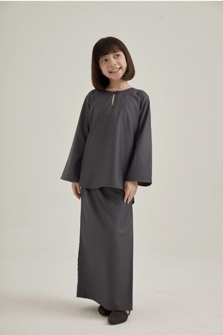 Girls Baju Raya - Grey, Women's Fashion, Dresses & Sets, Traditional ...