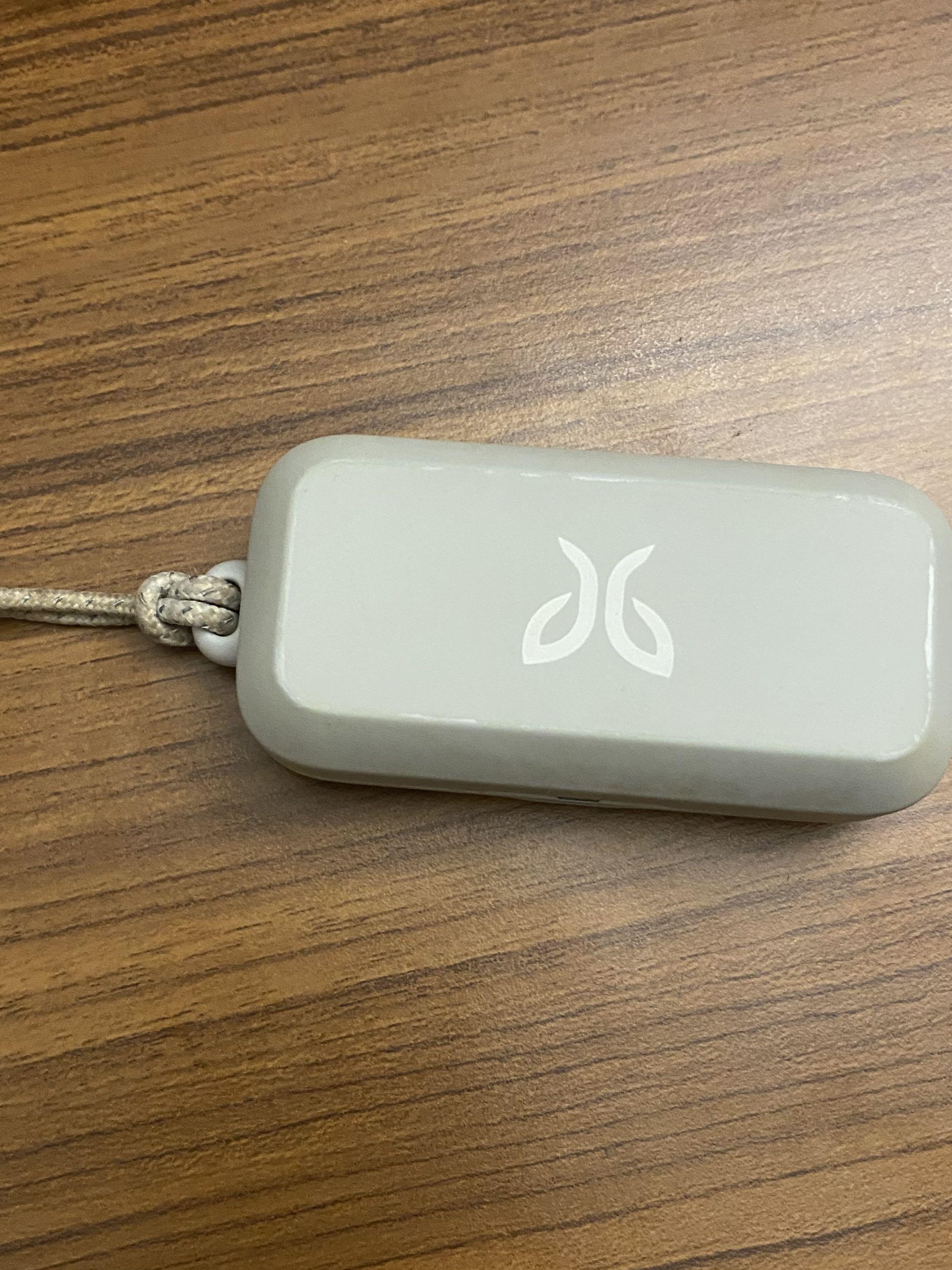 Jaybird Vista Charging case, Audio, Earphones on Carousell