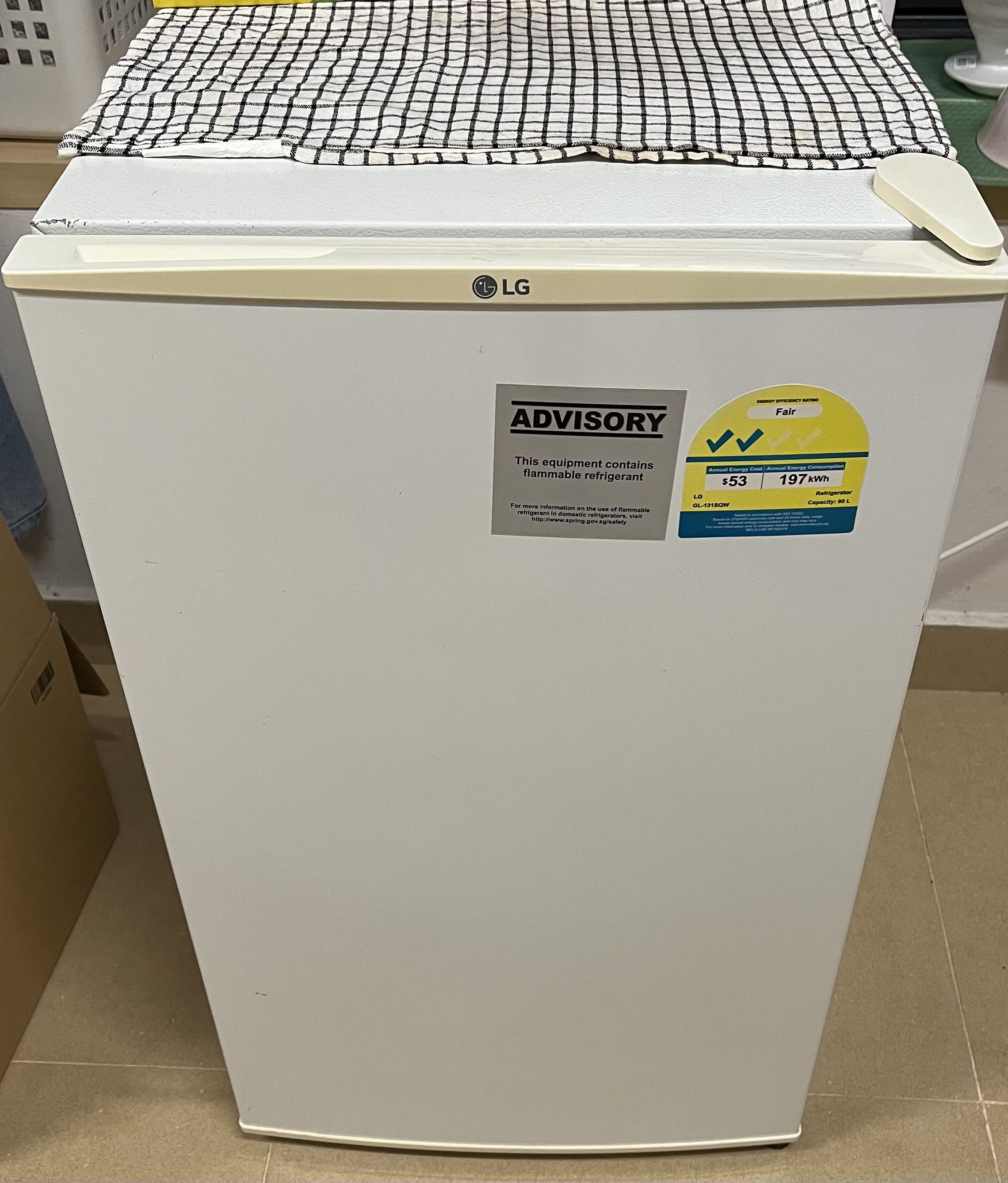 LG Mini Fridge 90L, TV & Home Appliances, Kitchen Appliances ...