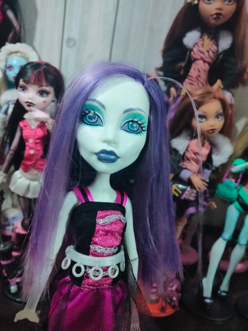 Monster High Ghouls Alive Spectra, Hobbies & Toys, Toys & Games on ...