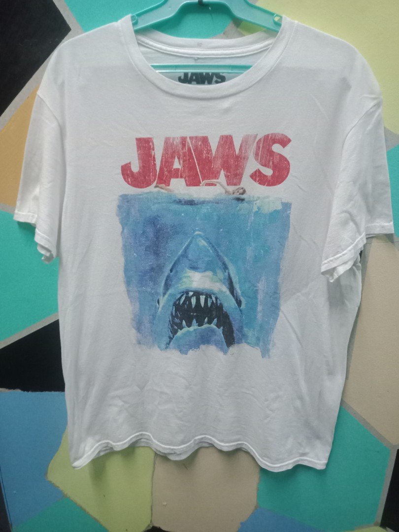 Movie tee JAWS shirt 1975 retro logo film released with series JAWS 2 ...