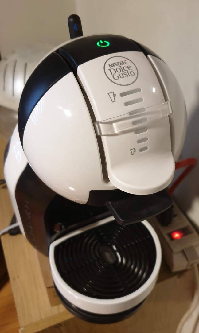 Nescafe Dolce Gusto Mini Me Coffee Machine, TV & Home Appliances ...