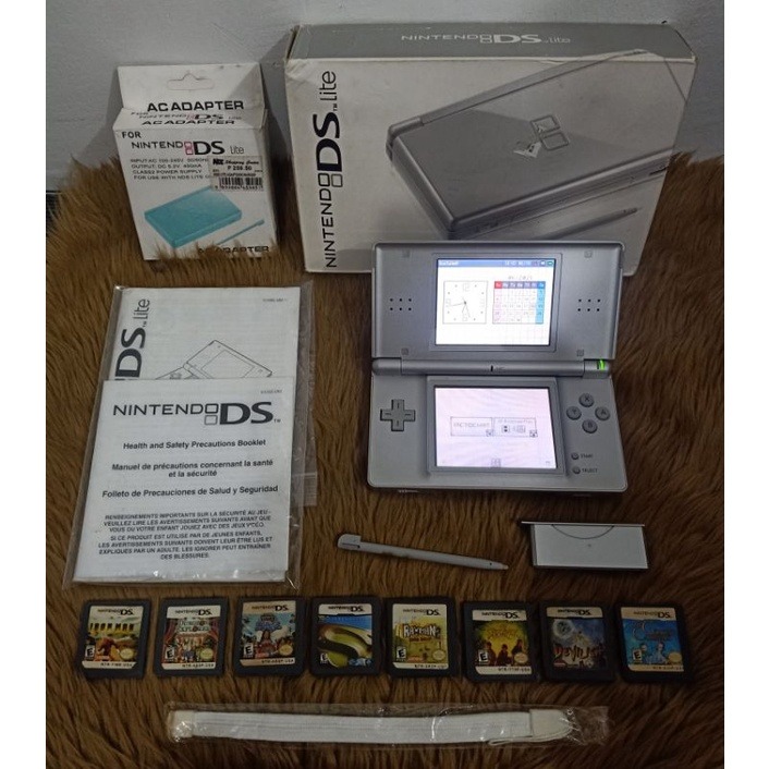Nintendo DS Lite Complete Set with x8 DS Games Cartridge, Video Gaming ...