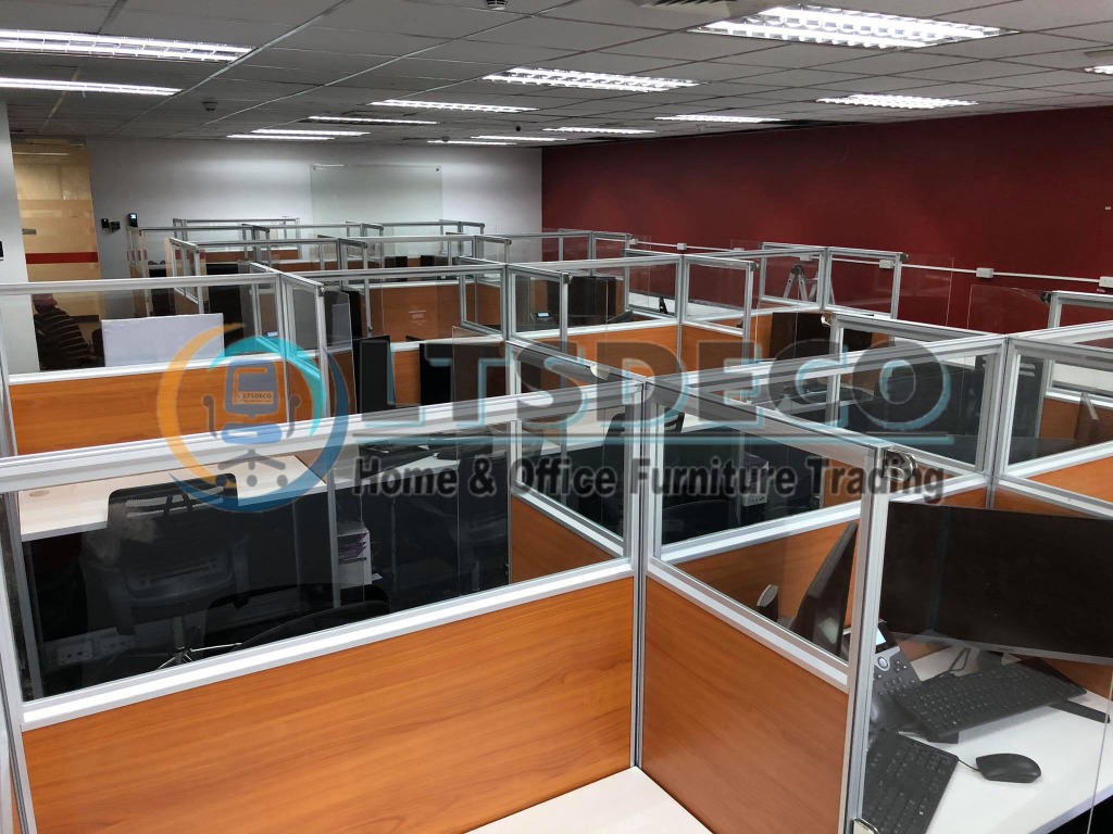 OFFICE PARTITION CALL CENTER TABLE FURNITURE, Furniture & Home Living ...