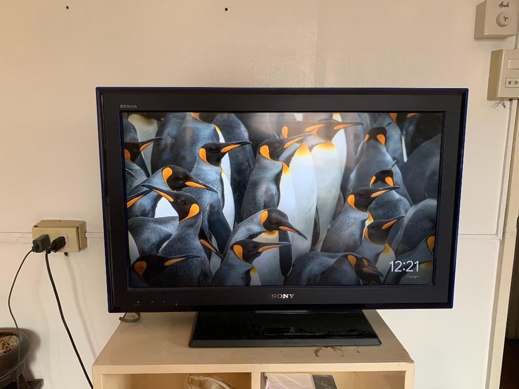 SONY BRAVIA 32-inch Smart Tv COMPATIBLE , TV & Home Appliances, TV ...