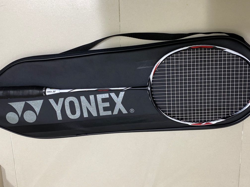 Yonex Duora Z strike, Sports Equipment, Sports & Games, Racket & Ball Sports on Carousell