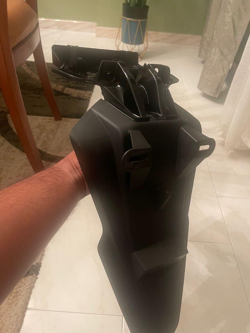 Aerox rear mudguard, Motorcycles, Motorcycle Accessories on Carousell