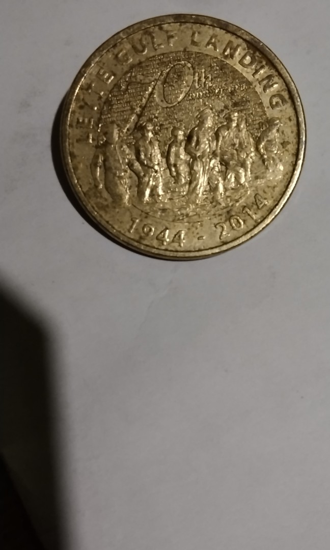 Commemorative 5 peso coin., Hobbies & Toys, Memorabilia & Collectibles ...