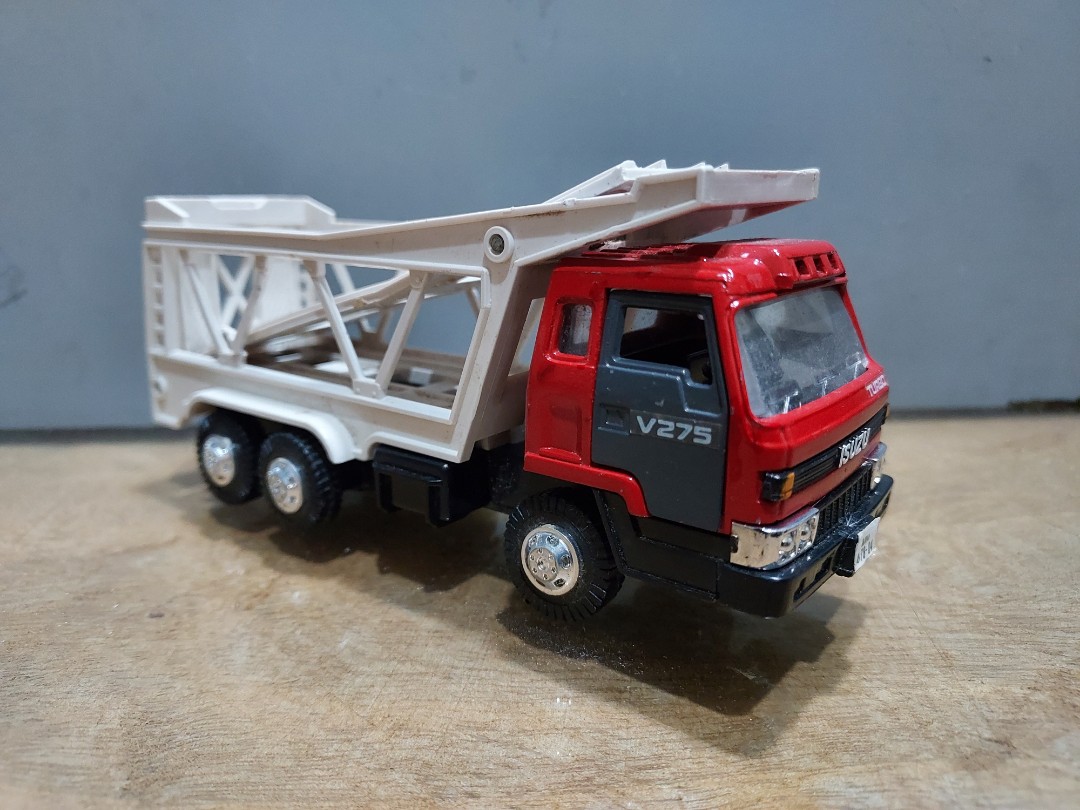 Diapet Yonezawa Isuzu Trailer Truck V275 6 Wheeler Diecast Made in ...