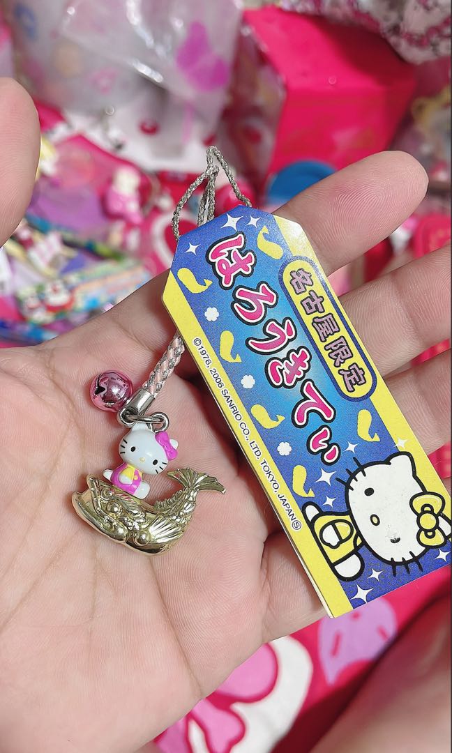 Hello kitty charms keychains, Hobbies & Toys, Toys & Games on Carousell