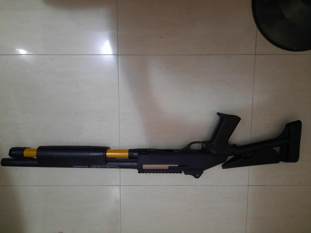 M1014 拋殼玩具散彈槍Nerf Toy Gun, 興趣及遊戲, 玩具 & 遊戲類 - Carousell