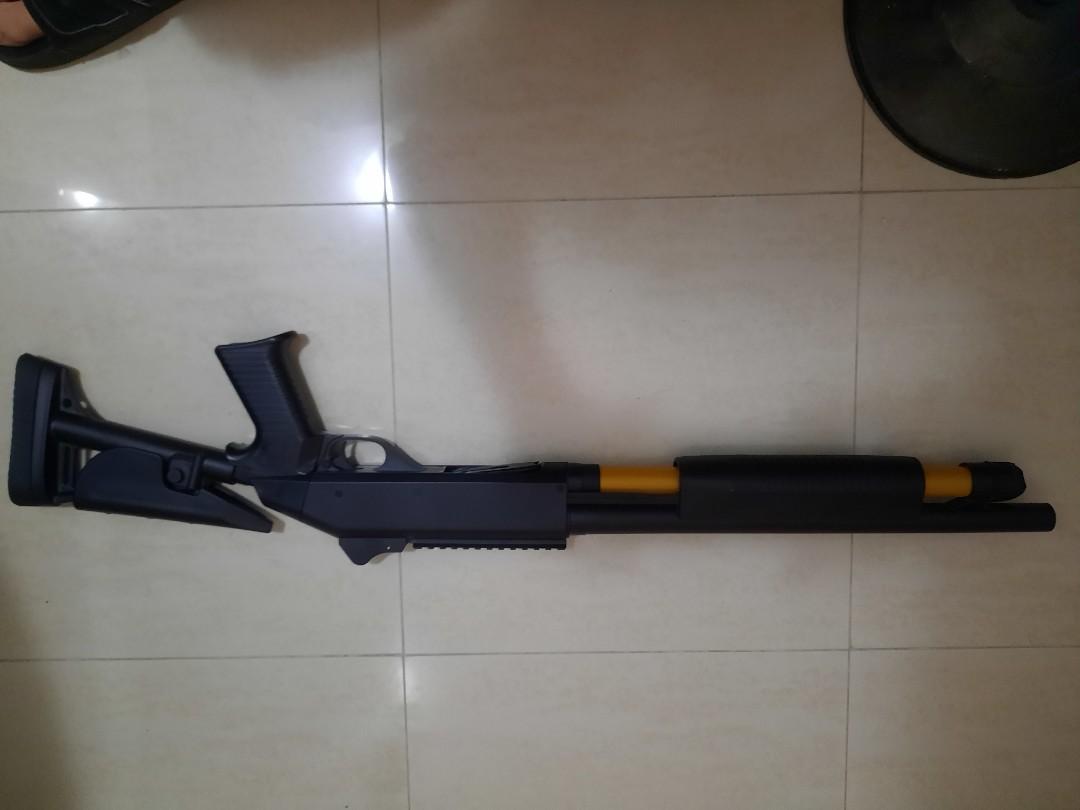 M1014 拋殼玩具散彈槍Nerf Toy Gun, 興趣及遊戲, 玩具 & 遊戲類 - Carousell