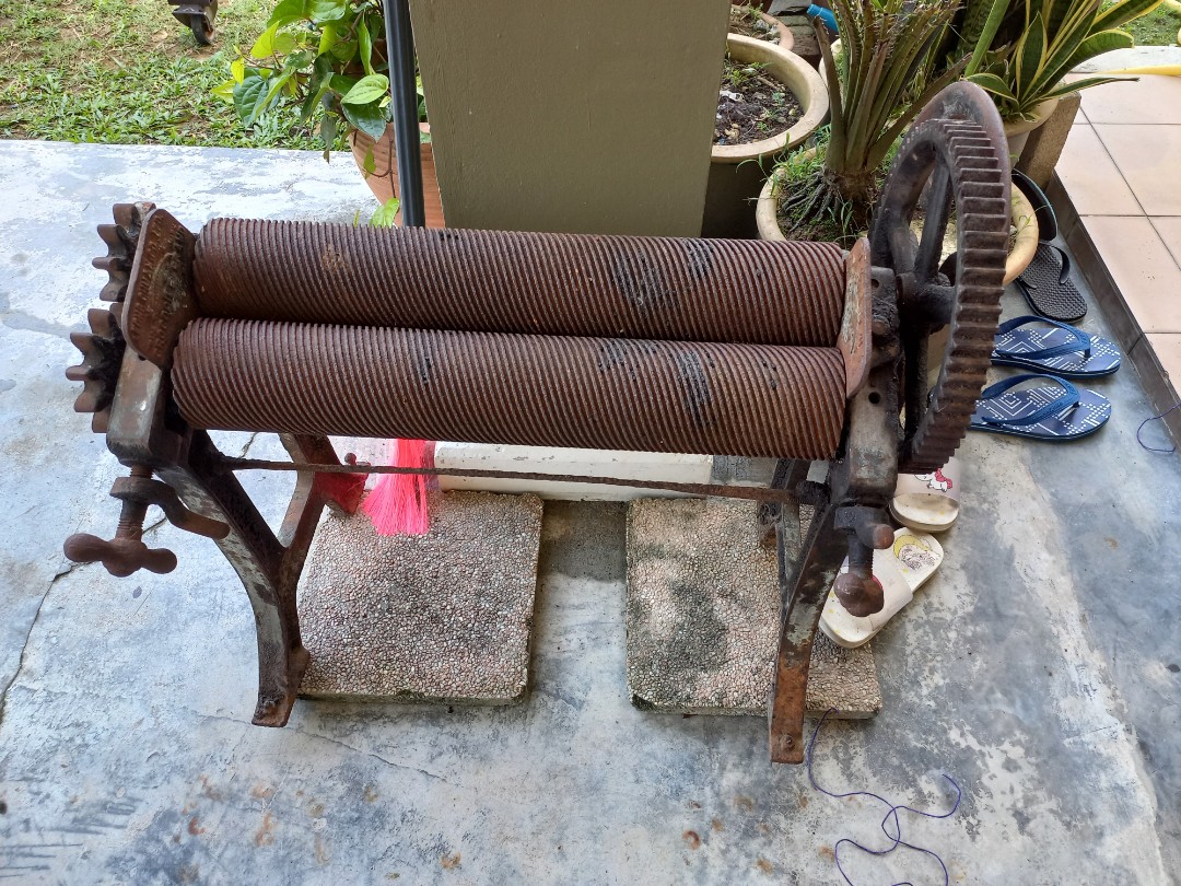 Mesin Getah Bunga, Hobbies & Toys, Collectibles & Memorabilia, Vintage ...