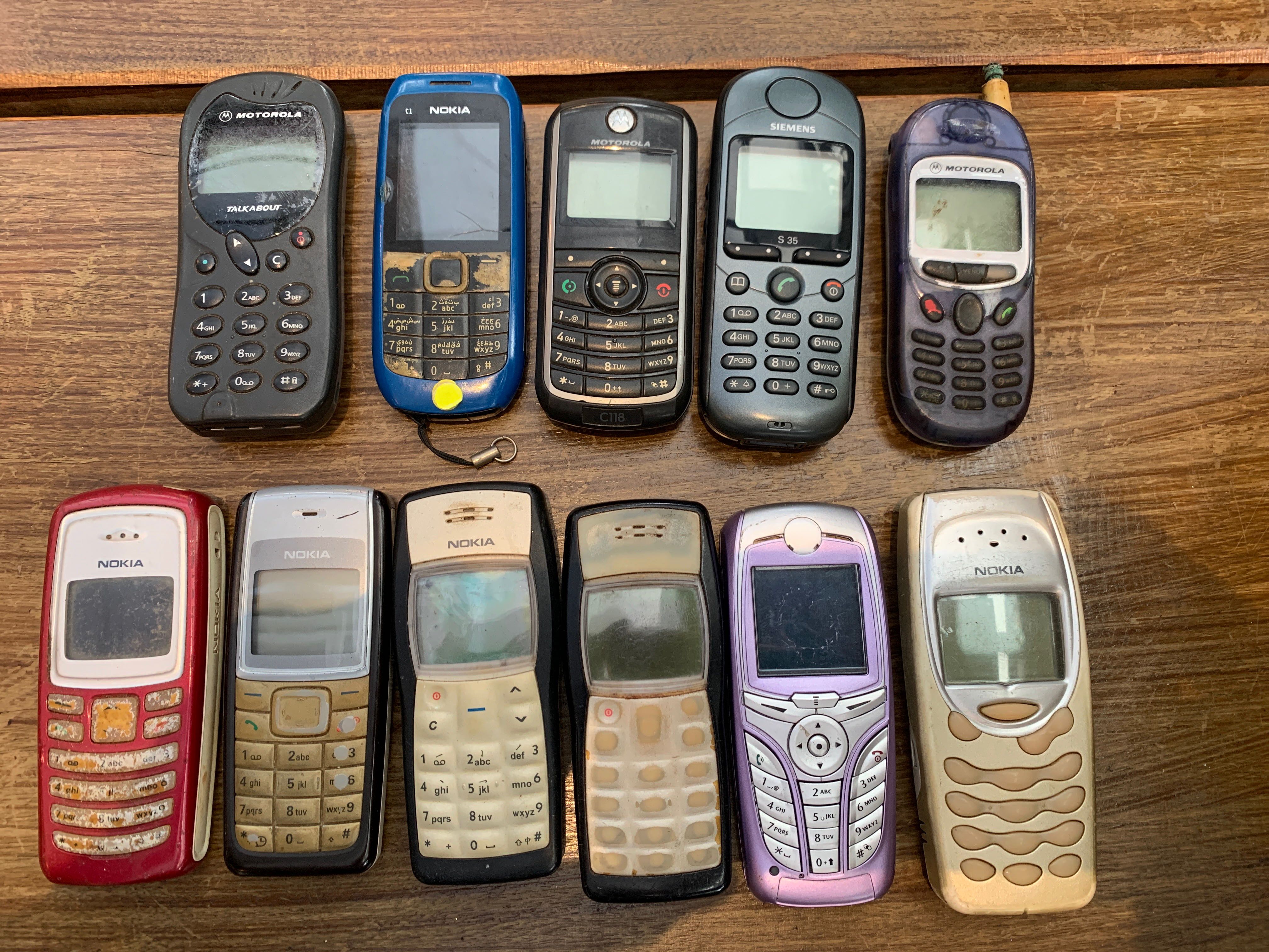 Old Handphone, Hobbies & Toys, Memorabilia & Collectibles, Vintage ...