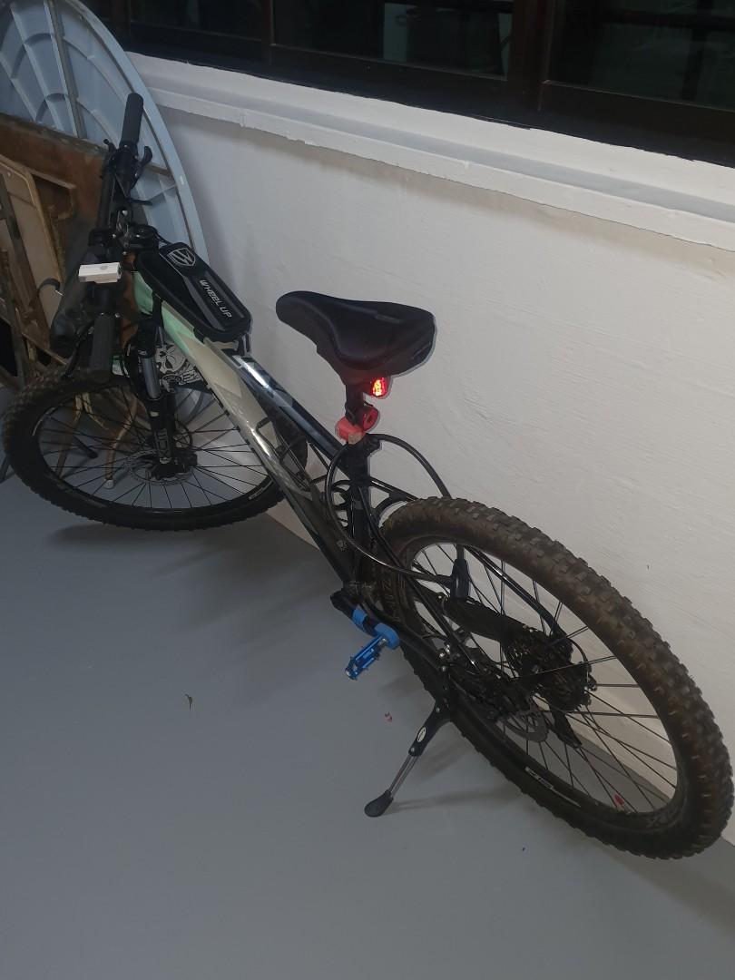 polygon xtrada 5 2021 m size 27.5, Sports Equipment, Bicycles & Parts, Bicycles on Carousell