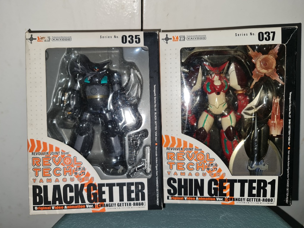 (SOLD!) Revoltech Shin Getter and Black Getter Set, Hobbies & Toys, Toys & Games on Carousell