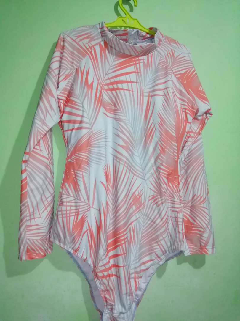 Rush guard Long Sleeves One Piece, Women's Fashion, Swimwear, Rash ...
