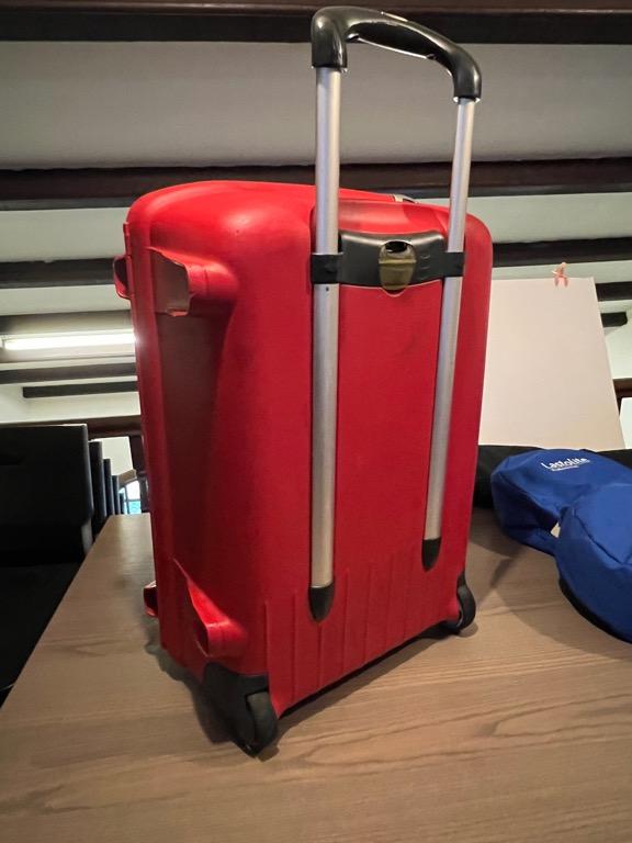 Samsonite F'Lite Hardside Upright 71cm Luggage (Red), Hobbies & Toys ...
