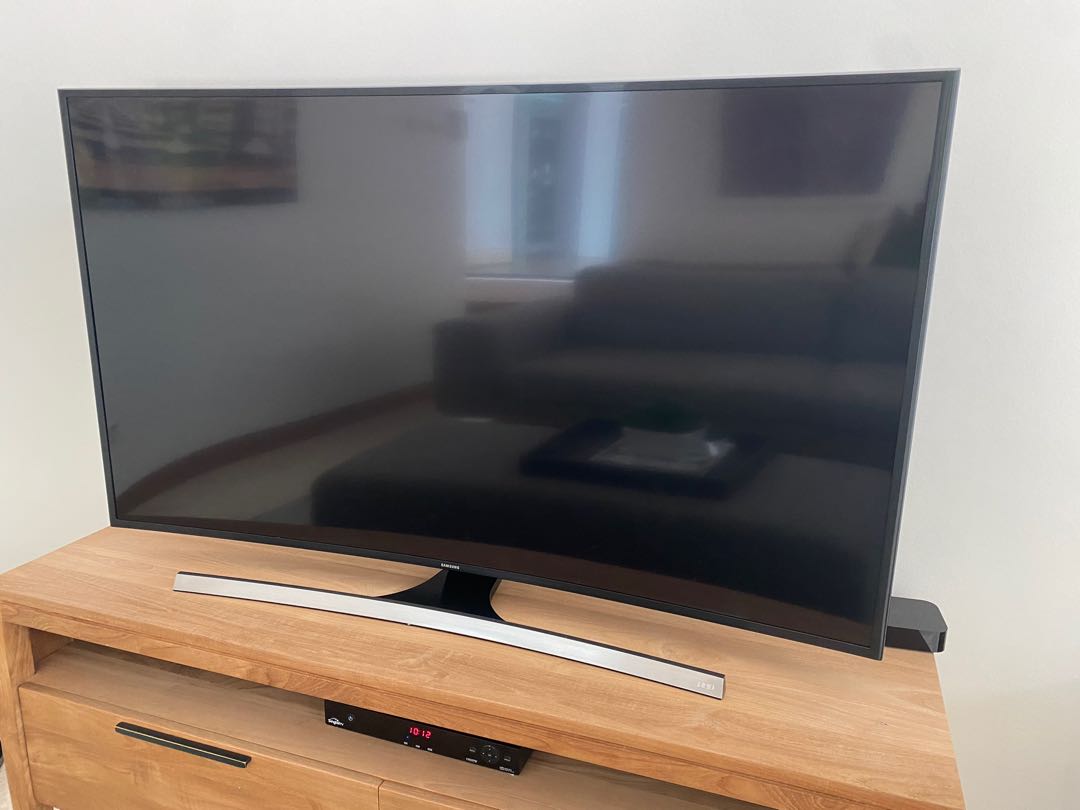 Samsung 55 inch UHD smart TV, TV & Home Appliances, TV & Entertainment ...