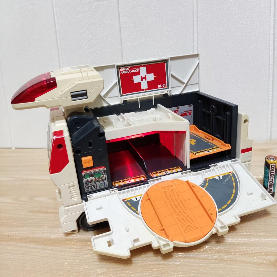 Tomica Hyper Rescue Great Ambulance, Hobbies & Toys, Toys & Games on ...