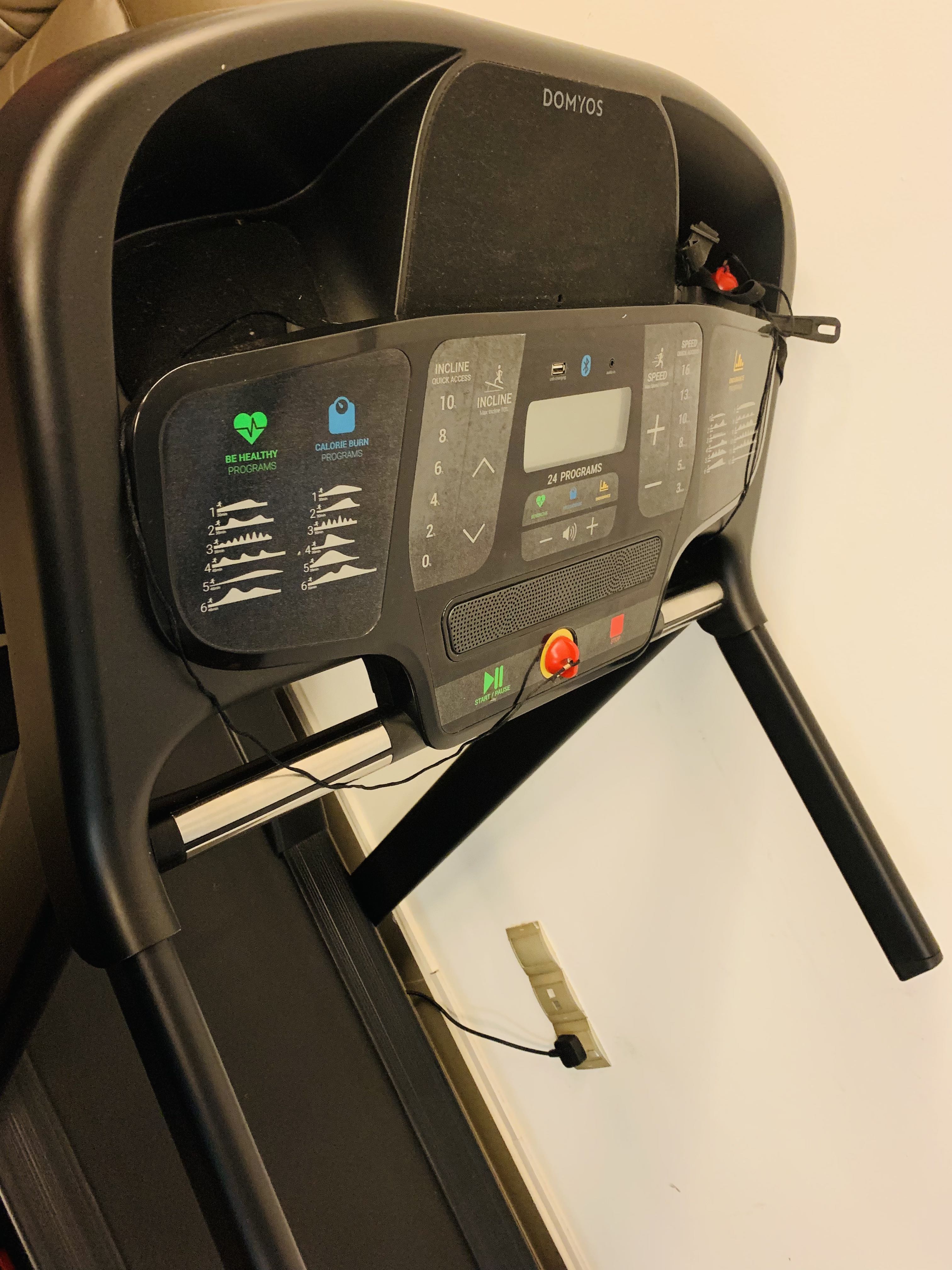 Treadmill DOMYOS T540C, Sports Equipment, Exercise & Fitness, Cardio ...