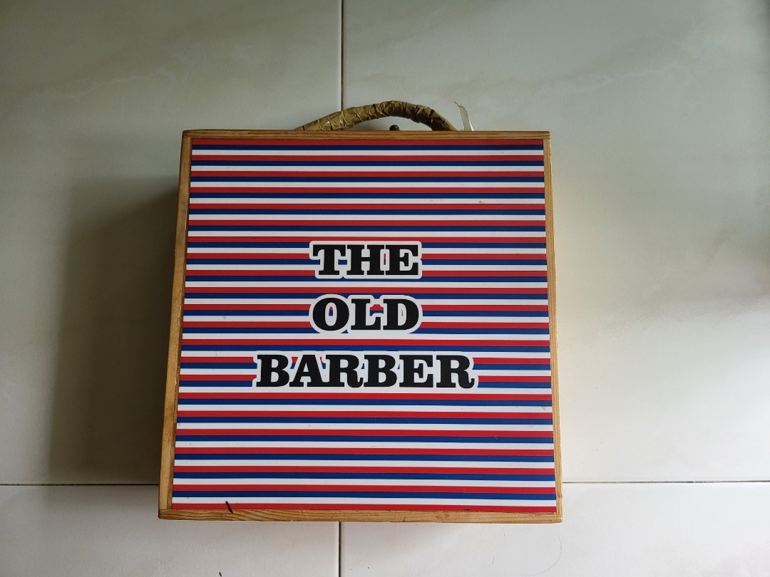 Barber box, Beauty & Personal Care, Men's Grooming on Carousell