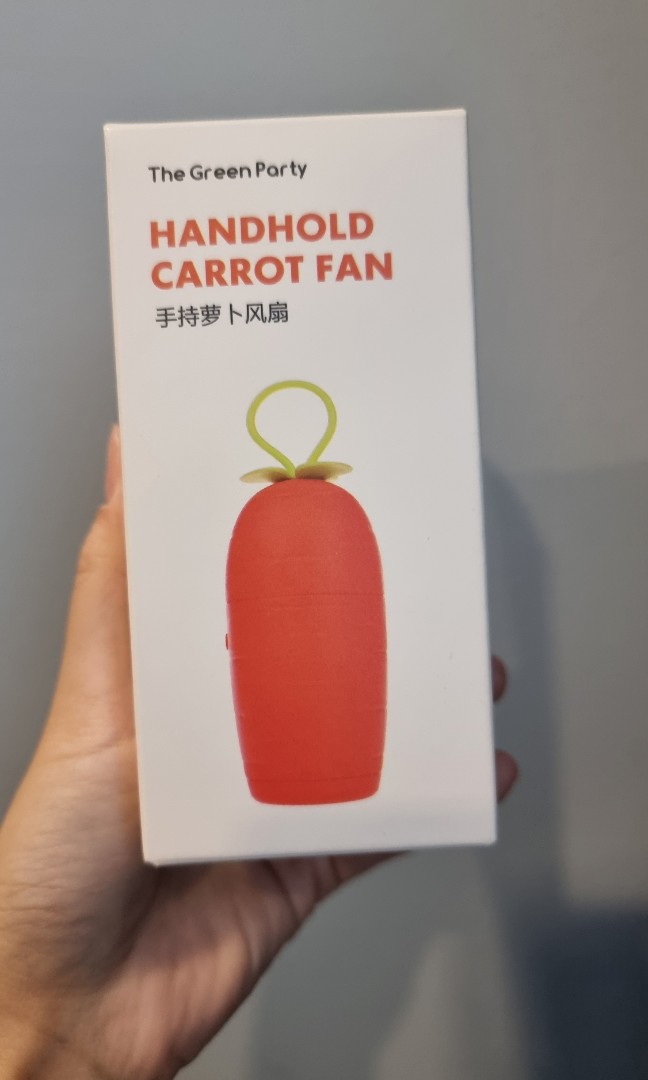 [BRAND NEW] Handhold Carrot Mini Fan, Hobbies & Toys, Memorabilia ...