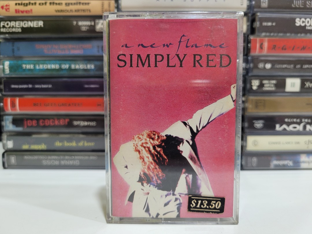 (Cassette) Simply Red - A New Flame, Hobbies & Toys, Music & Media, CDs ...