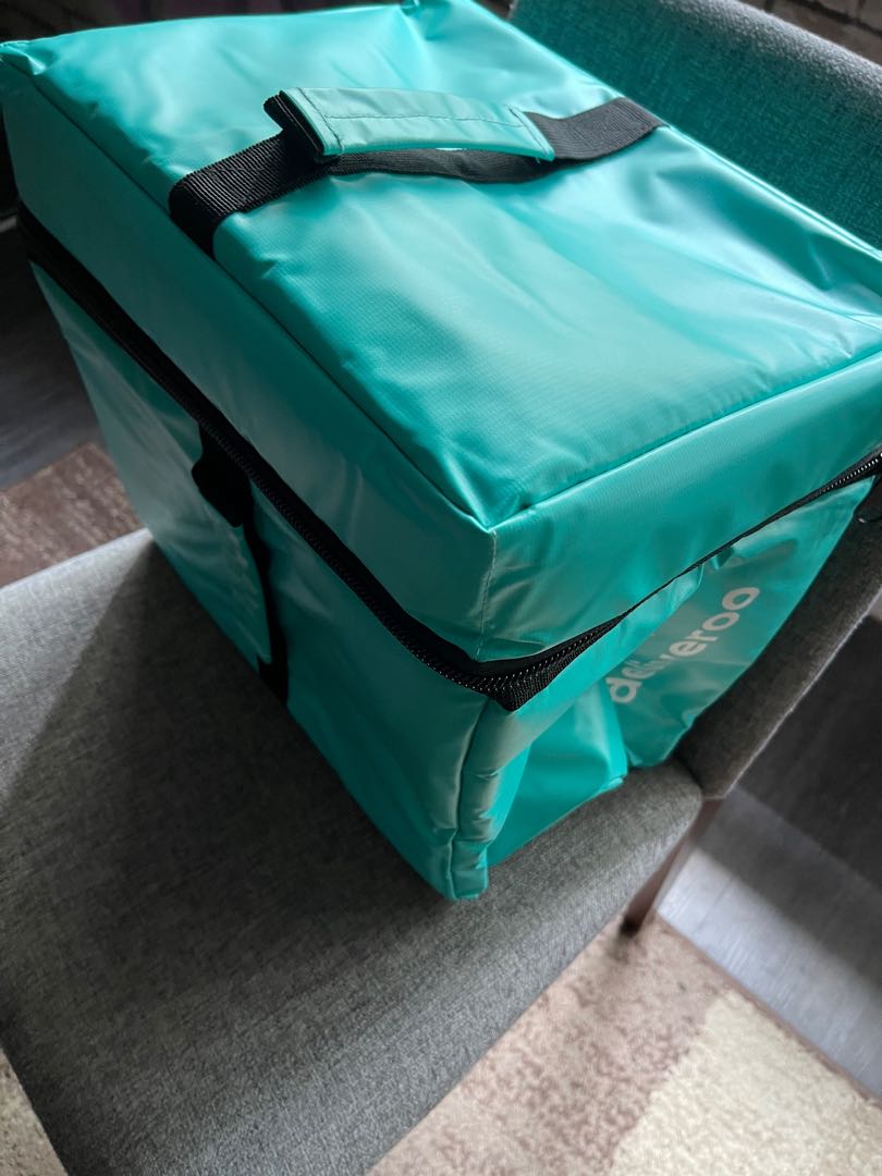 Deliveroo small thermal bag, Motorcycles, Motorcycle Accessories on ...