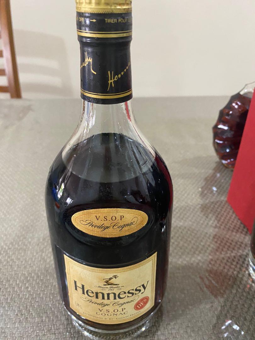 Hennessy VSOP prestige Cognac 1 Litre, Food & Drinks, Alcoholic Beverages on Carousell