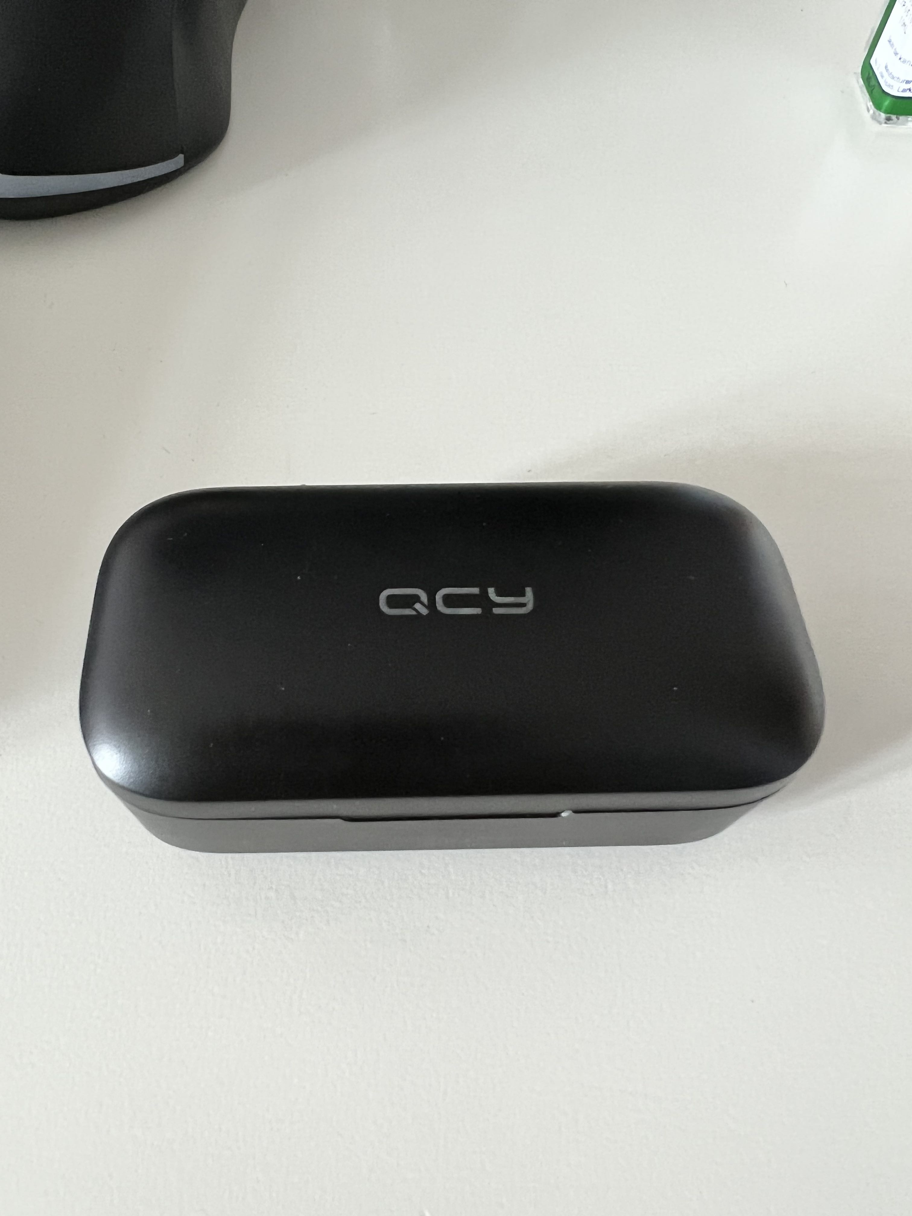 QCY, Audio, Earphones on Carousell