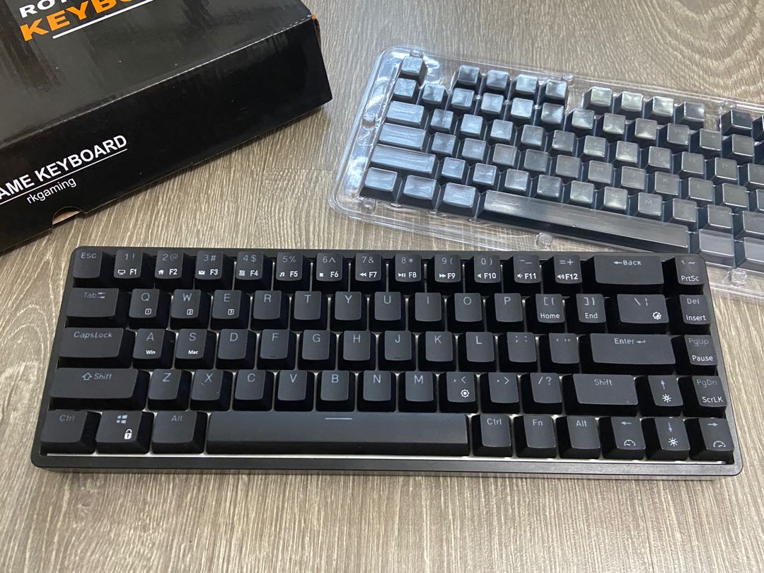 Rk G68 / Royal Kludge 68 (w/ extra PBT keycaps) RKG68, Computers & Tech ...