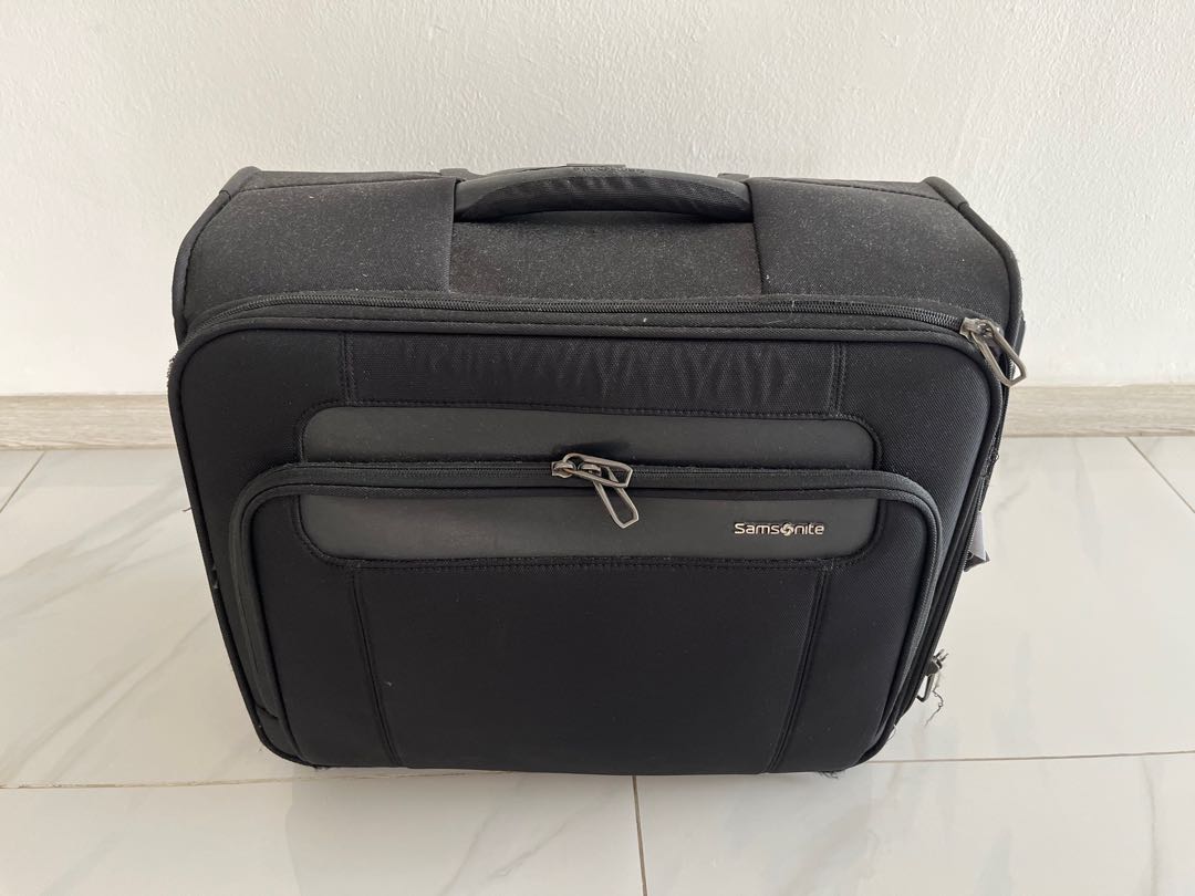 Samsonite Luggage Flight Bag, Hobbies & Toys, Travel, Luggage on Carousell
