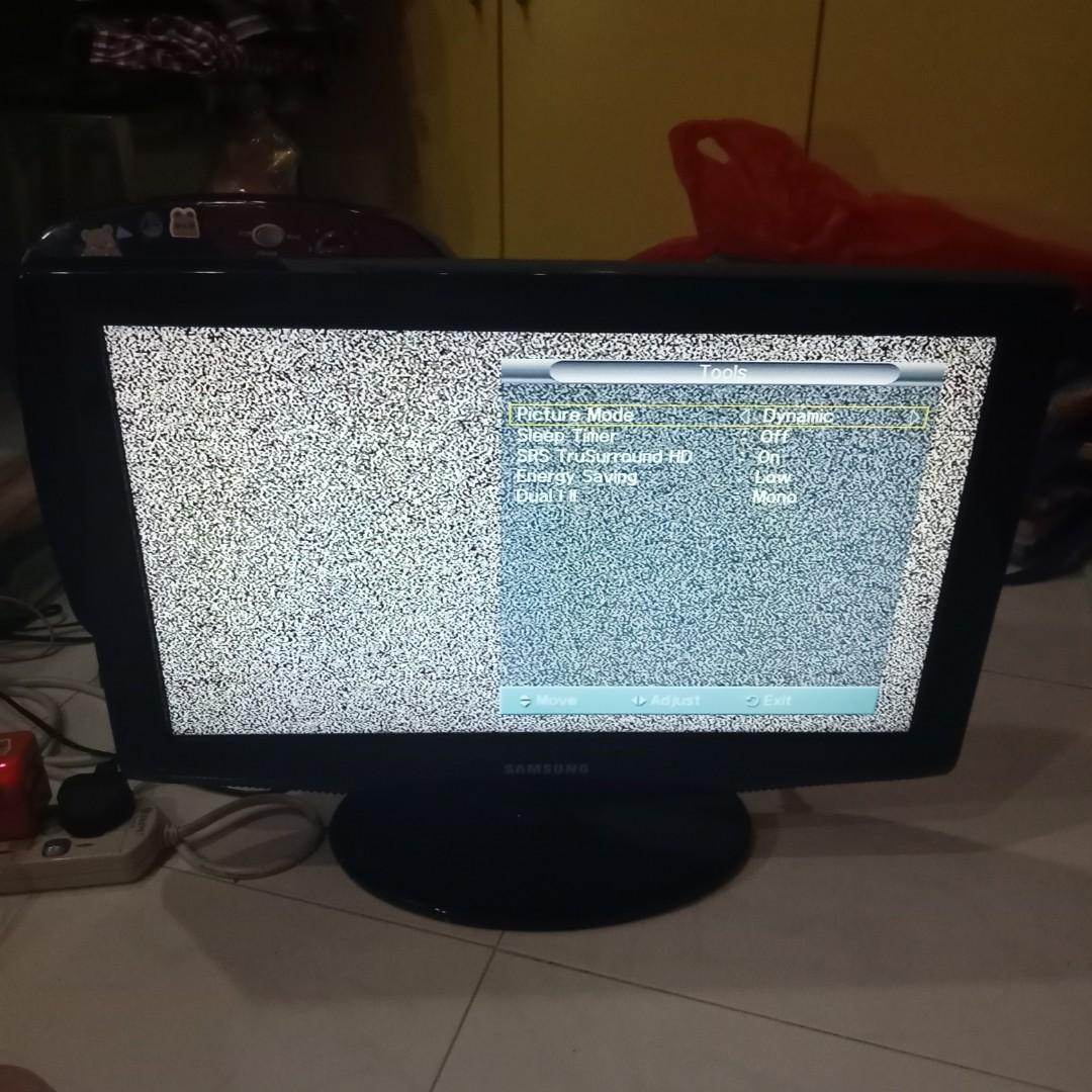 Samsung 22 Inch LCD TV Model: LA22B350F2, TV & Home Appliances, TV ...