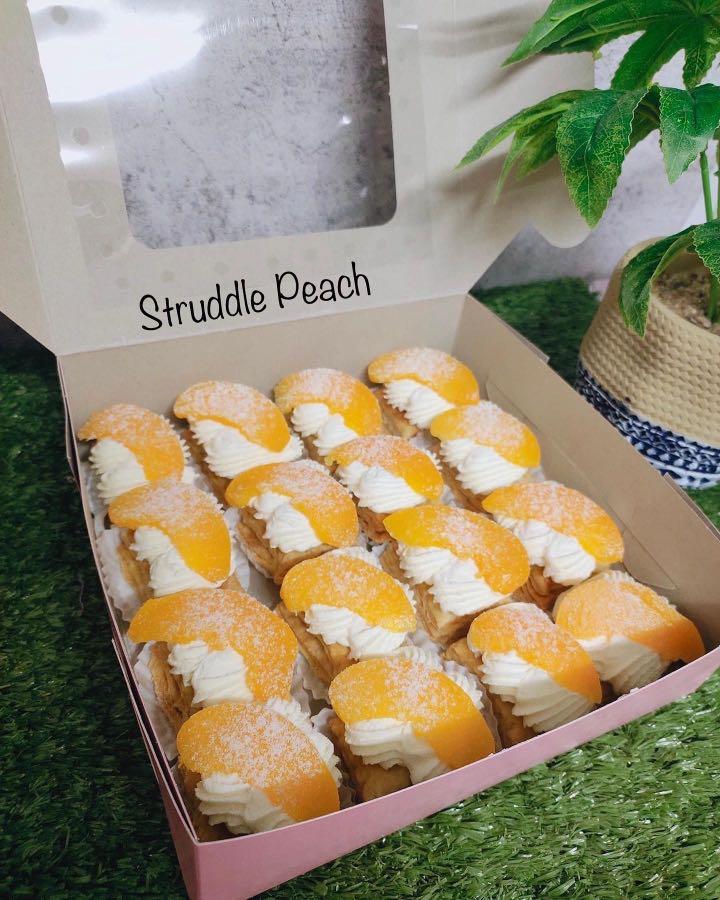 Struddle Peach, Food & Drinks, Homemade Bakes on Carousell