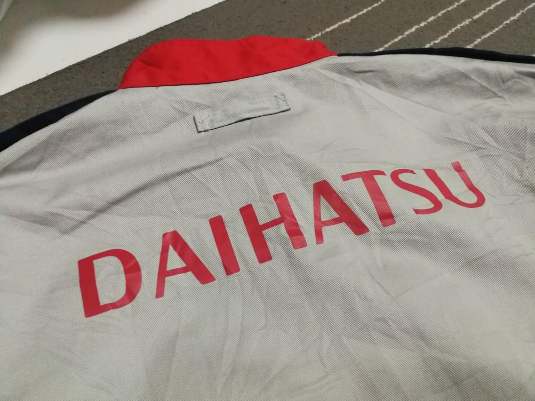 VINTAGE X Daihatsu COVERALL XL CODE D965, Men's Fashion, Coats, Jackets ...