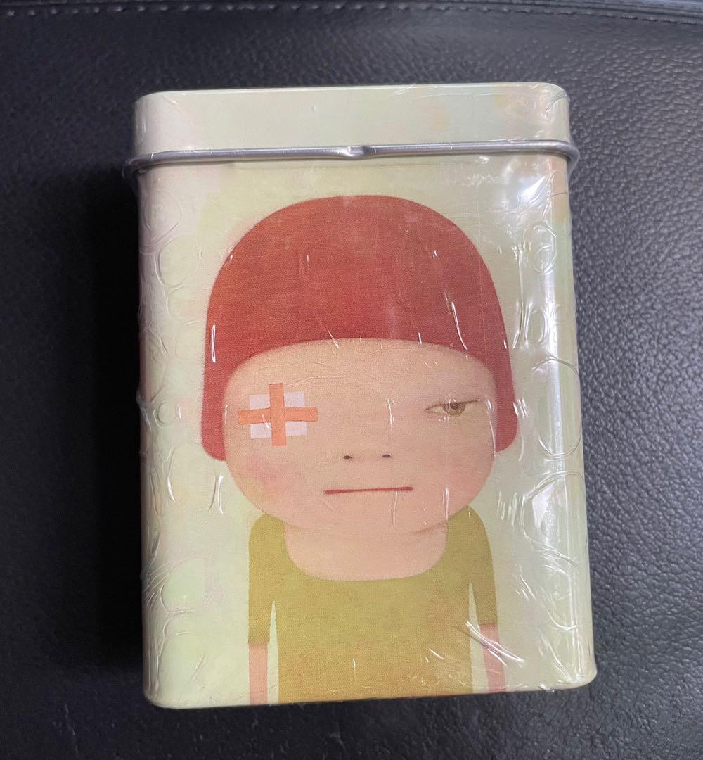 100% 全新奈良美智Momo 鐵盒膠布KAWS Labubu Zimomo, 其他, 其他 - Carousell